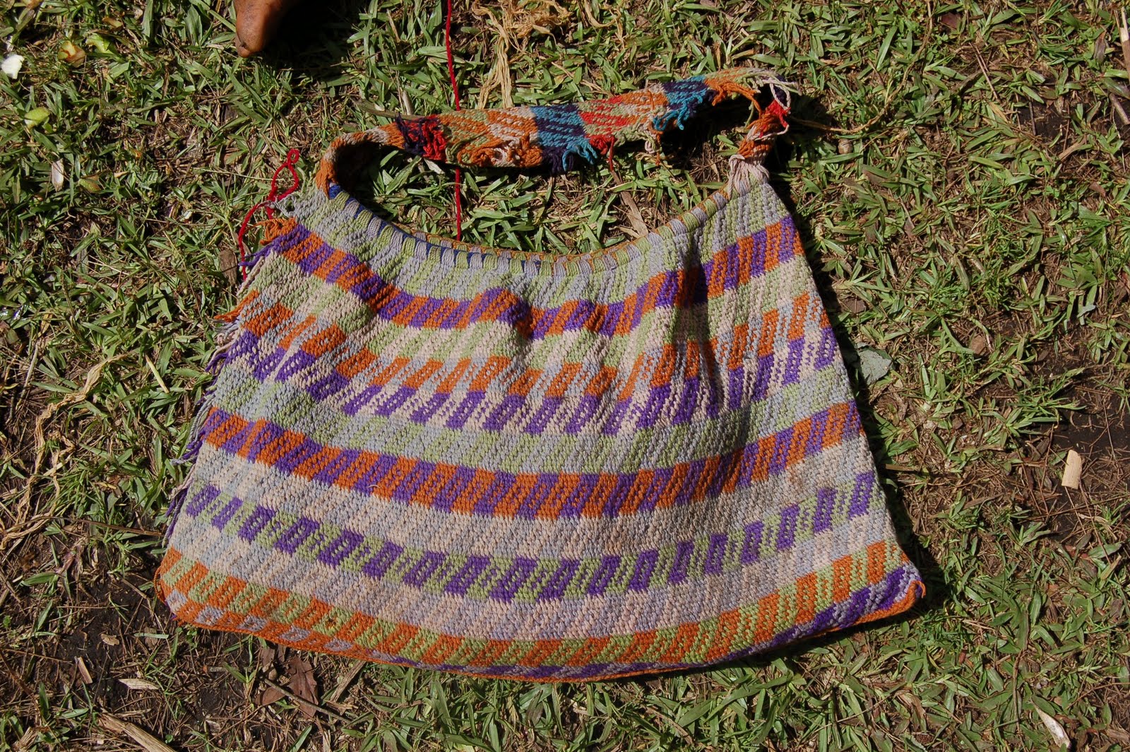 Melanesian Online Classified: bilums on sale - Mt. Hagen