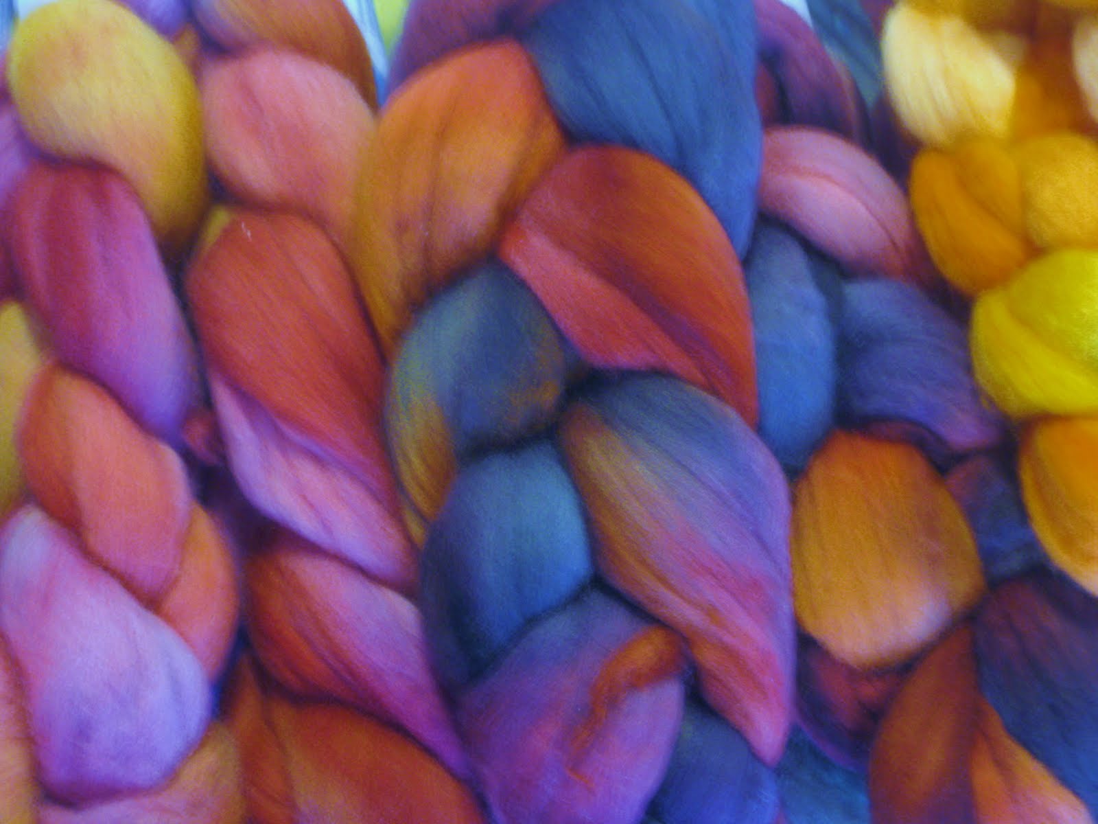 swellknits: Spinning Fiber Arrives at the Grove!