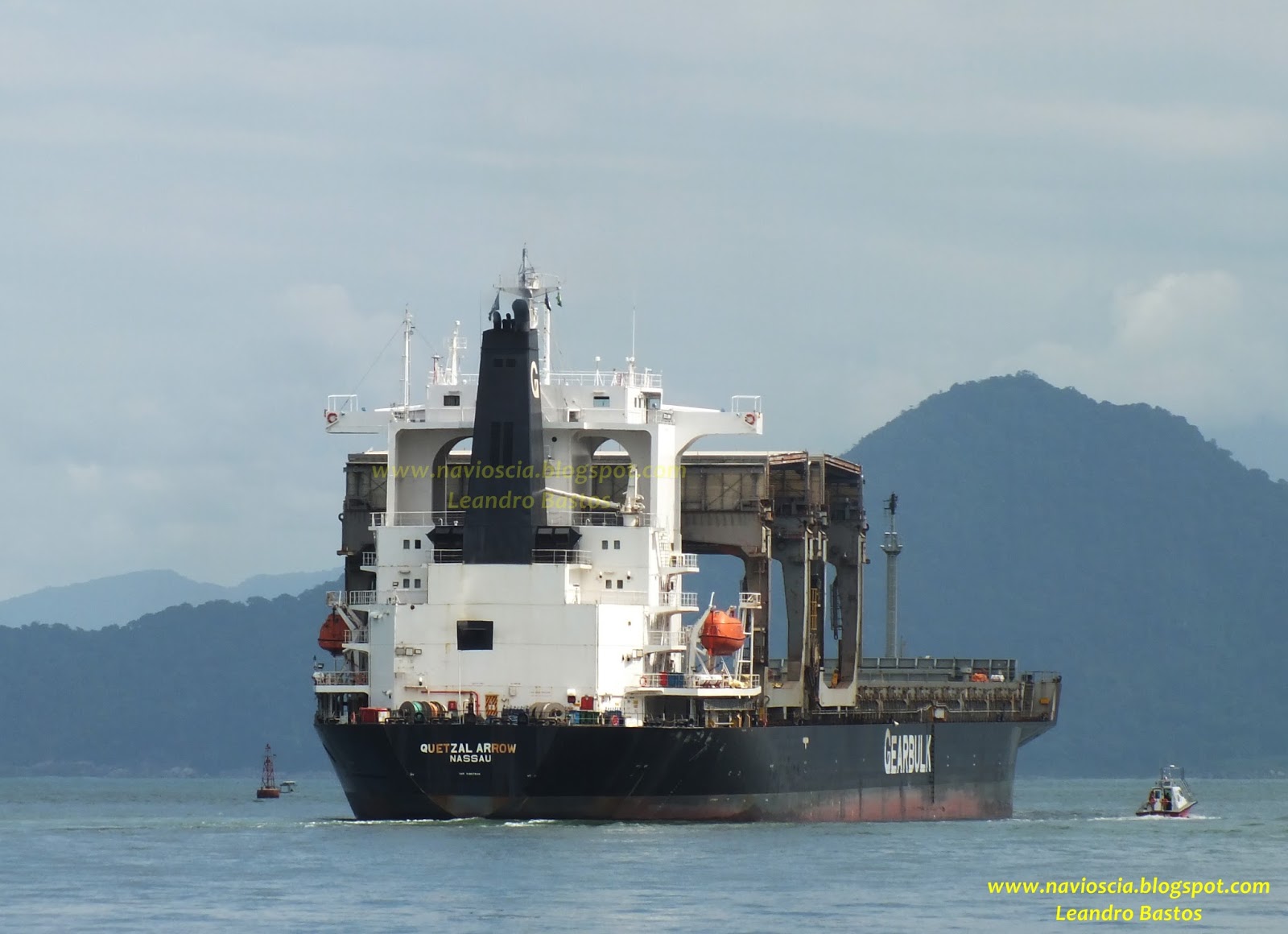 Navios de Santos & CIA: Navio QUETZAL ARROW