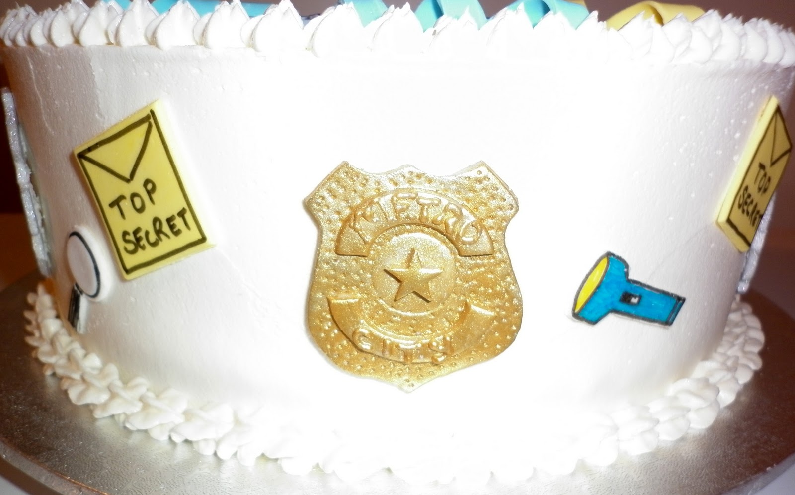 Caketopia: Inspector Gadget Cake for Charlie