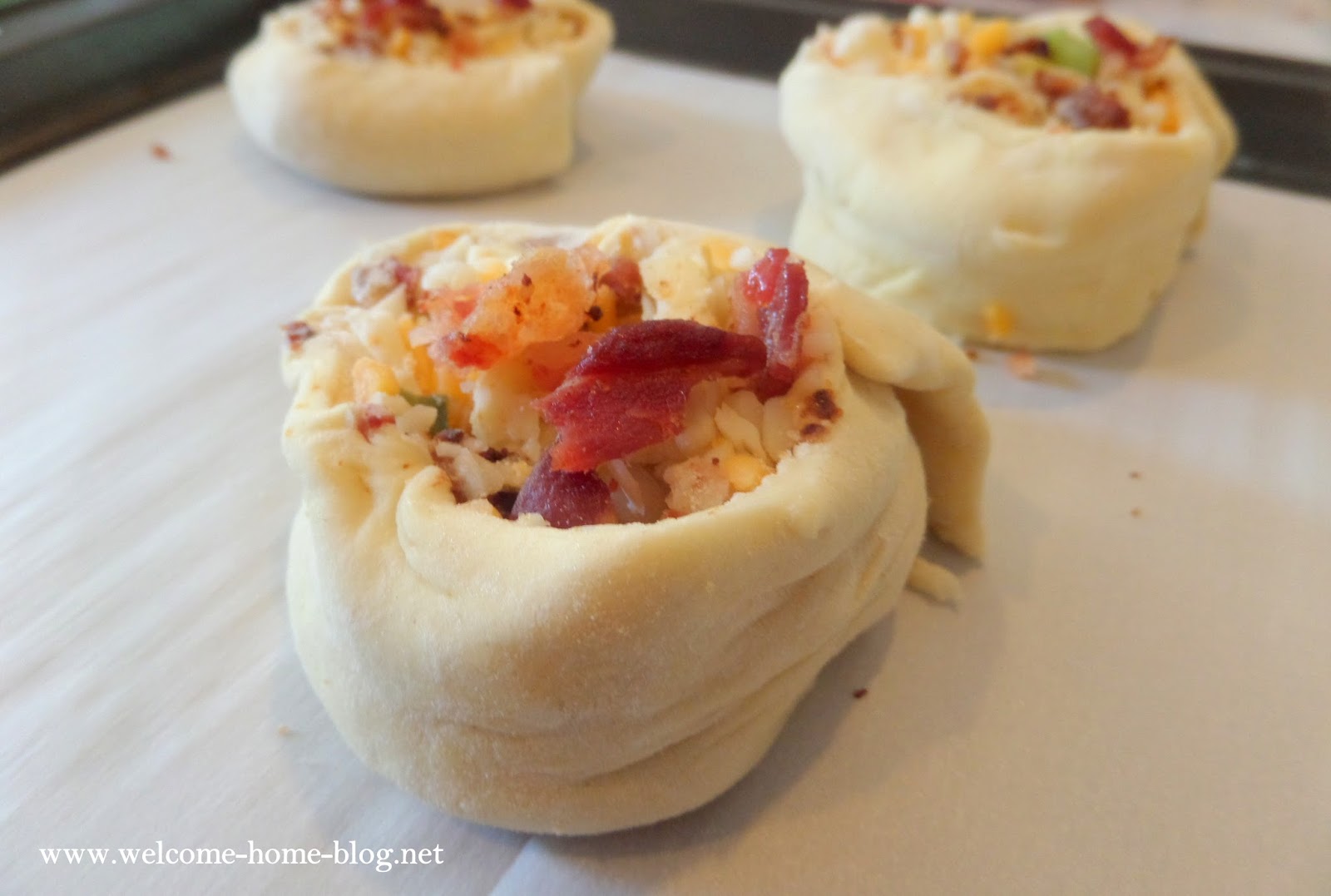 Welcome Home Blog: Cheesy Bacon Pinwheels