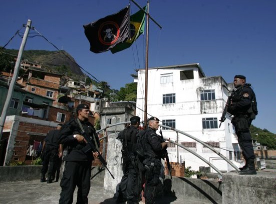 BOPE ELITE SQUAD: The BOPE occupied Favela of Mangueira - La Favela ...