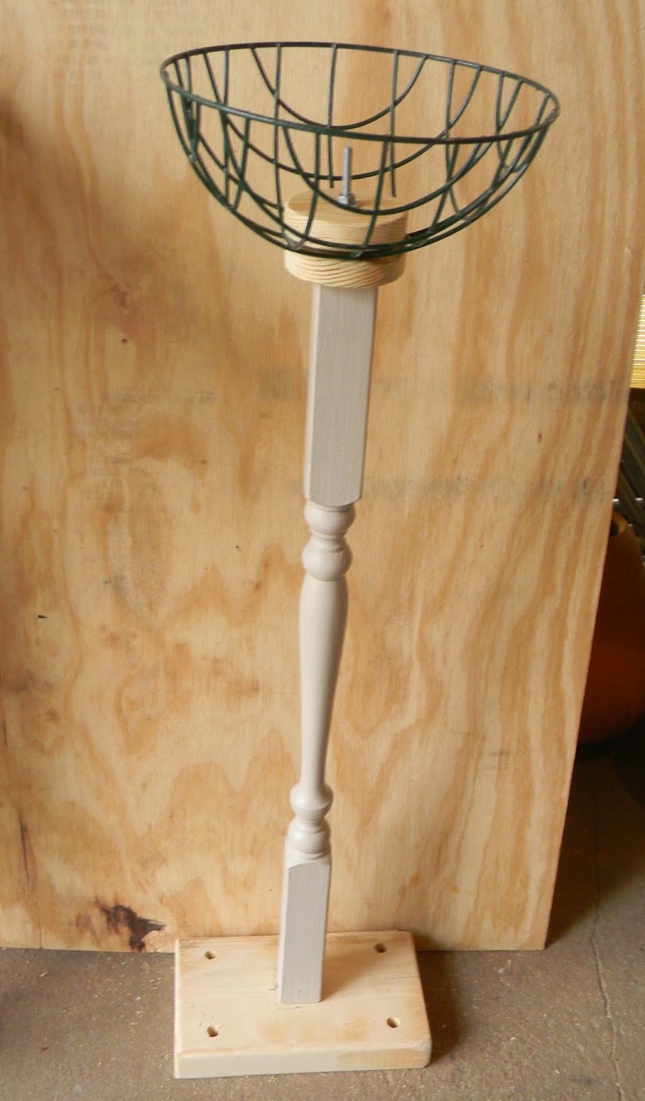 Adventures of an ADHD Artisan: Adventures in Up-cycling-Spindle Plant Stand