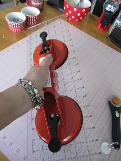 Sew Many Ways...: Tool Time Tuesday...Quilt Ruler Suction Handle