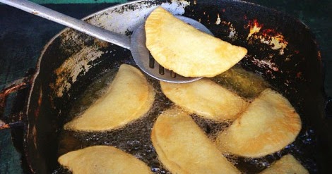 Autorizado por La Ignorancia: Empanadillas de cativía en familia