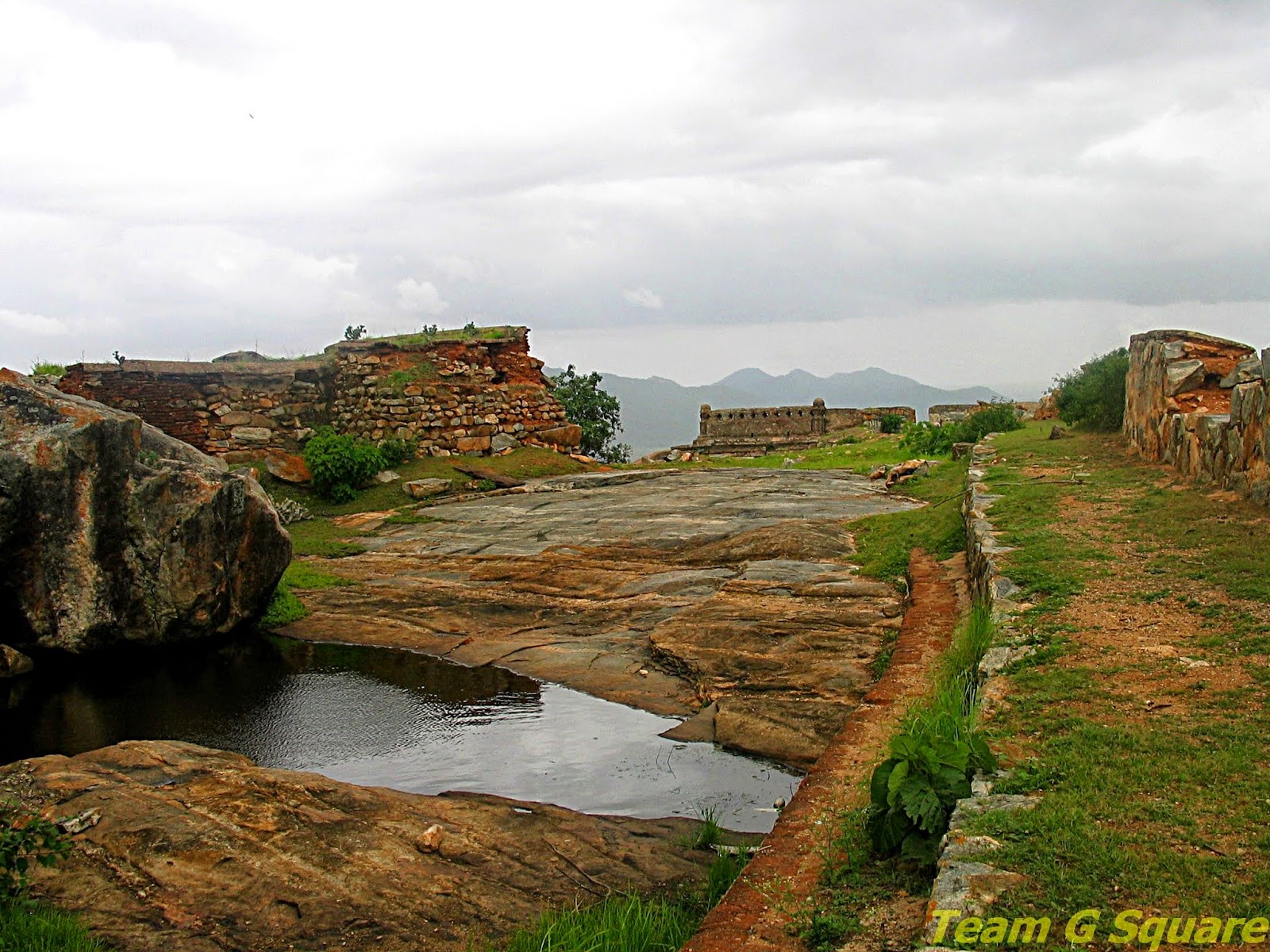 Team G Square: The Fort of Garudanagiri, Hassan