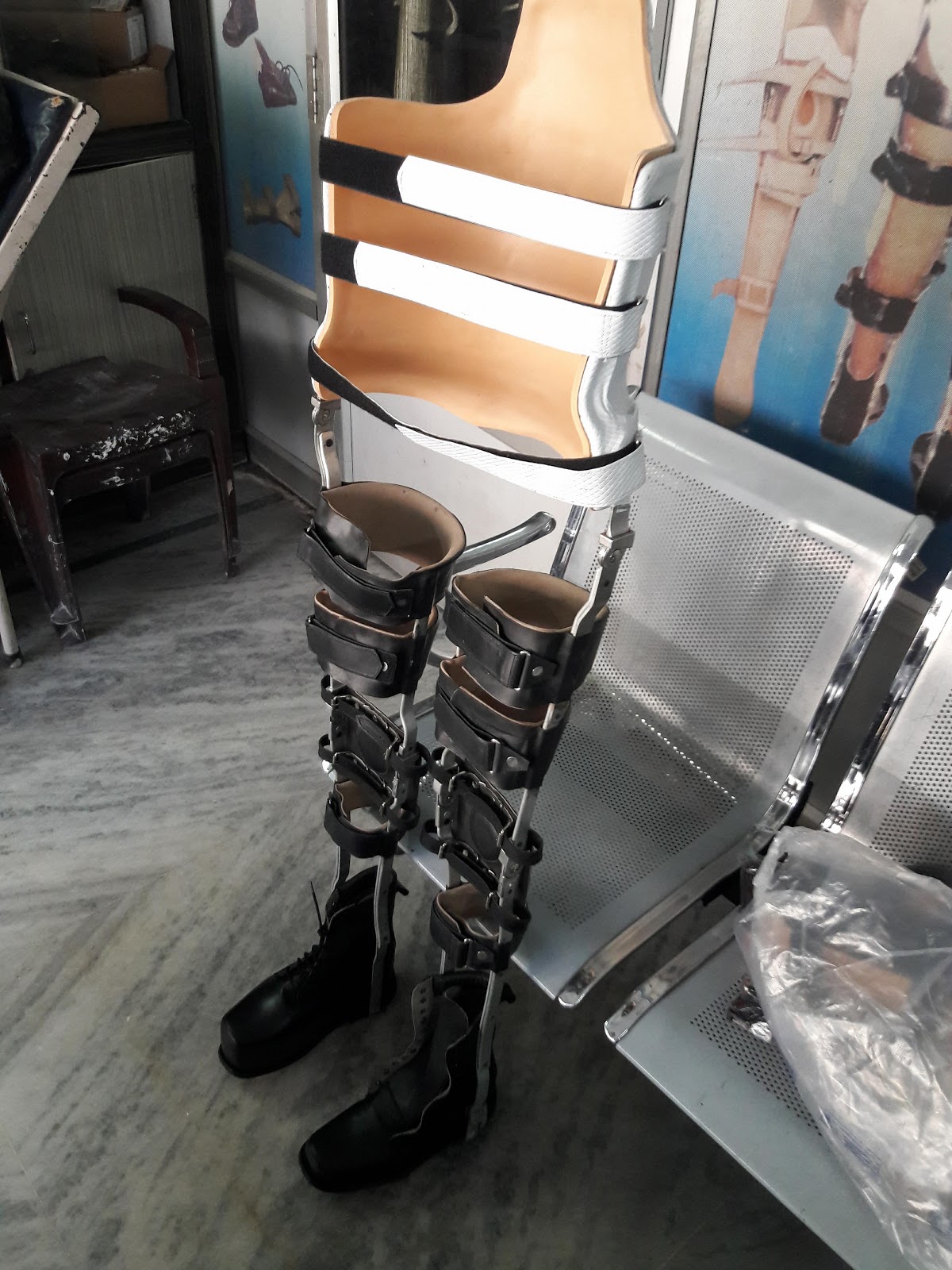 Leg Braces for (SCI)