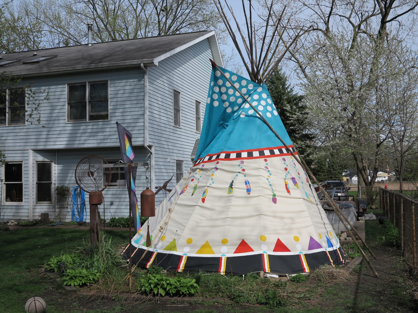 Painting the tipi....process