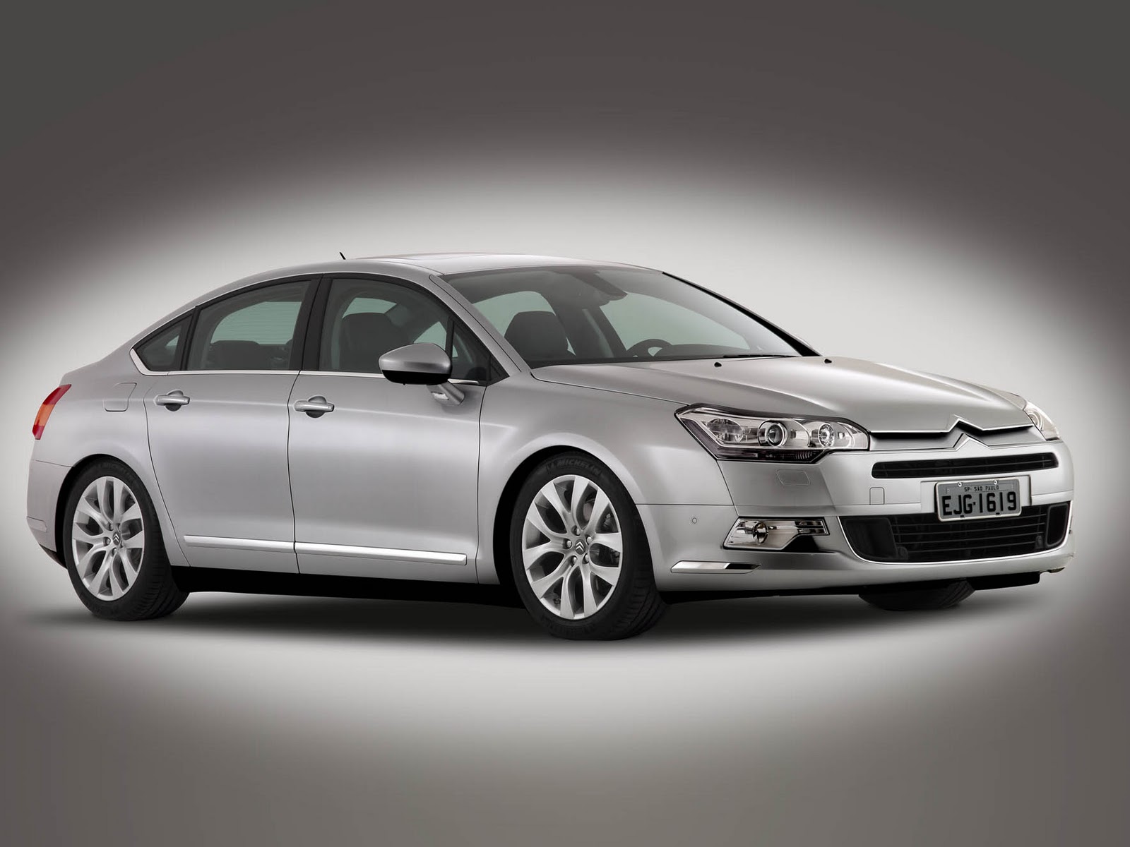 CONCURSOS VX: VIRTUAL CUSTOM CITROEN C5 By MARCO MANHÃES.