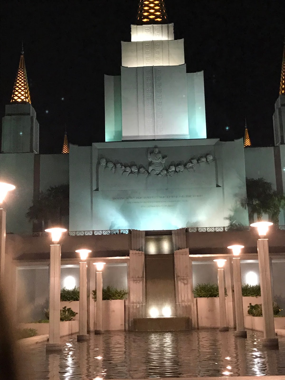 Welcome to the Krazy Kingdom: Temple Lights