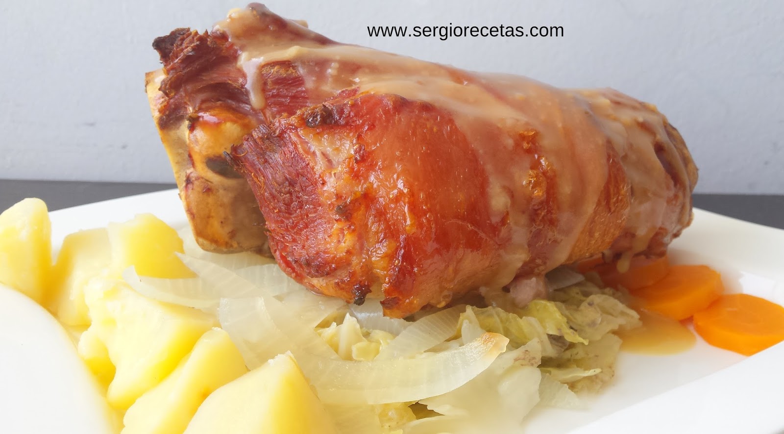 Cómo cocinar codillo de cerdo asado/ Receta fácil