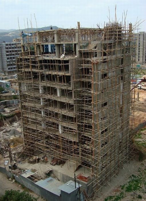 Entertainment Mood: Extreme Scaffolding