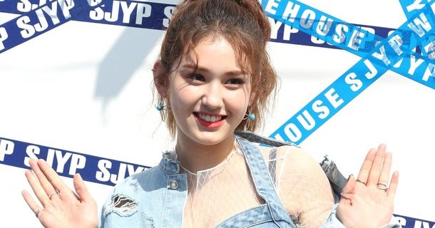Jun Somi sets solo debut for March