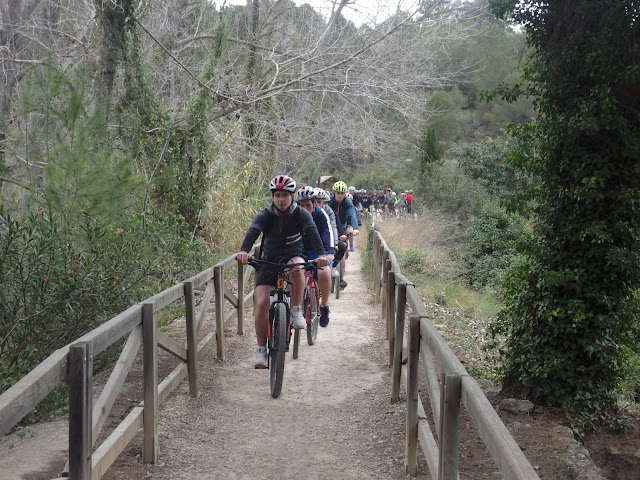 I.E.S. Sivera Font (Canals) : Educació Física : Hui hem treballat de ...