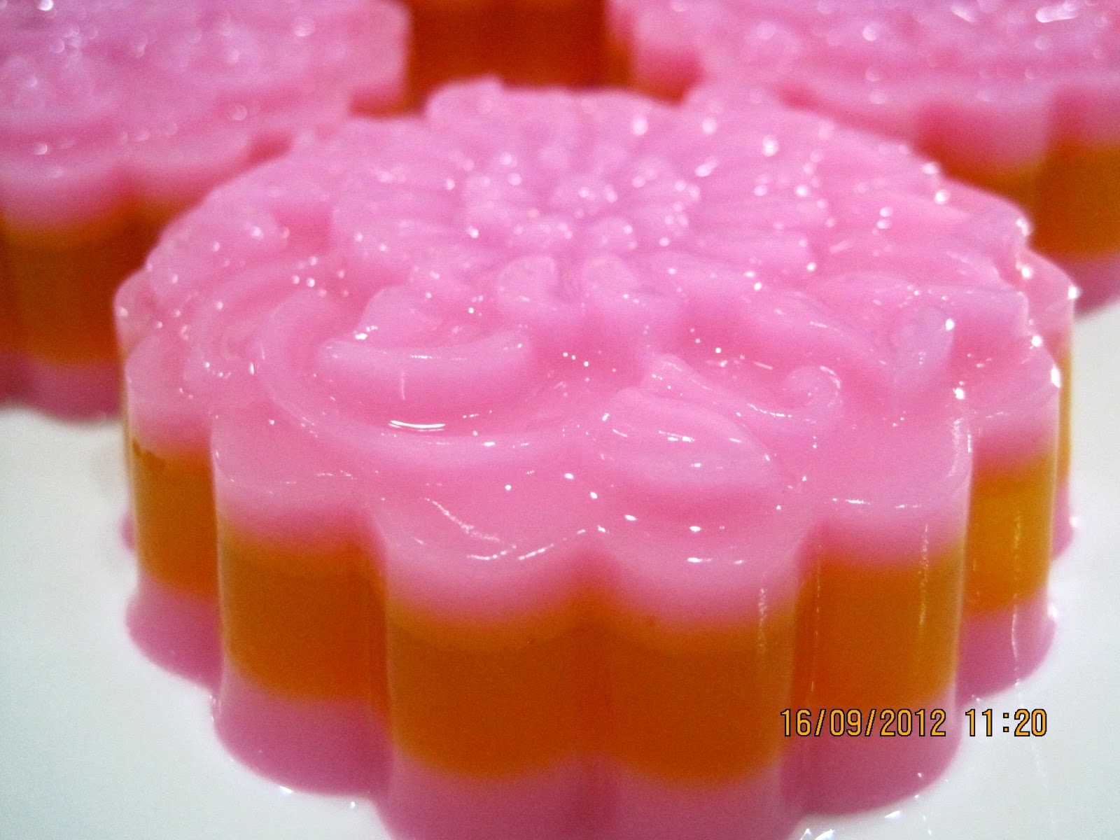 Fluene's Corner: Mango Jelly Mooncake