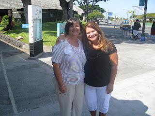 KELLEYPLUS: Hawaii with Debbie.