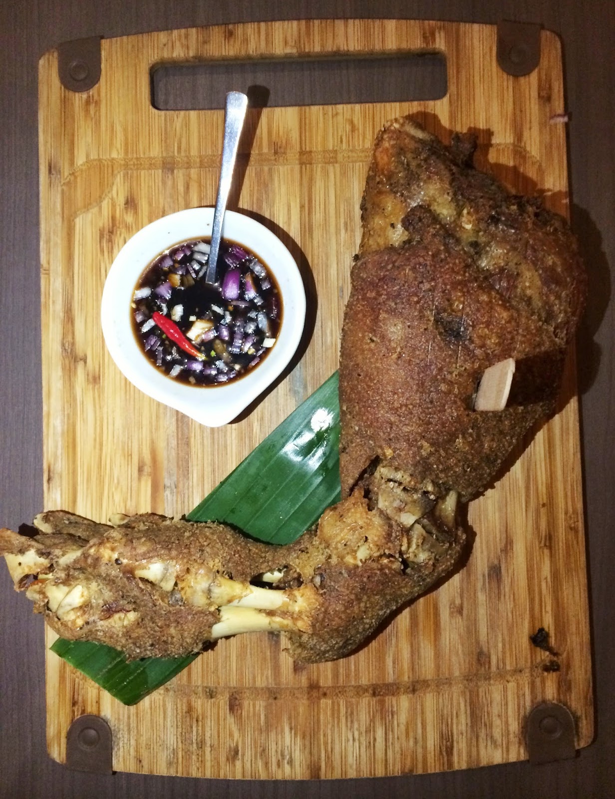 What Mary Loves: Best Crispy Pata in Town: Livestock PH