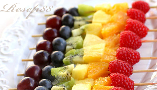 Resep Untuk Membuat Sate Buah Pelangi | Resep Masakan dan Makanan