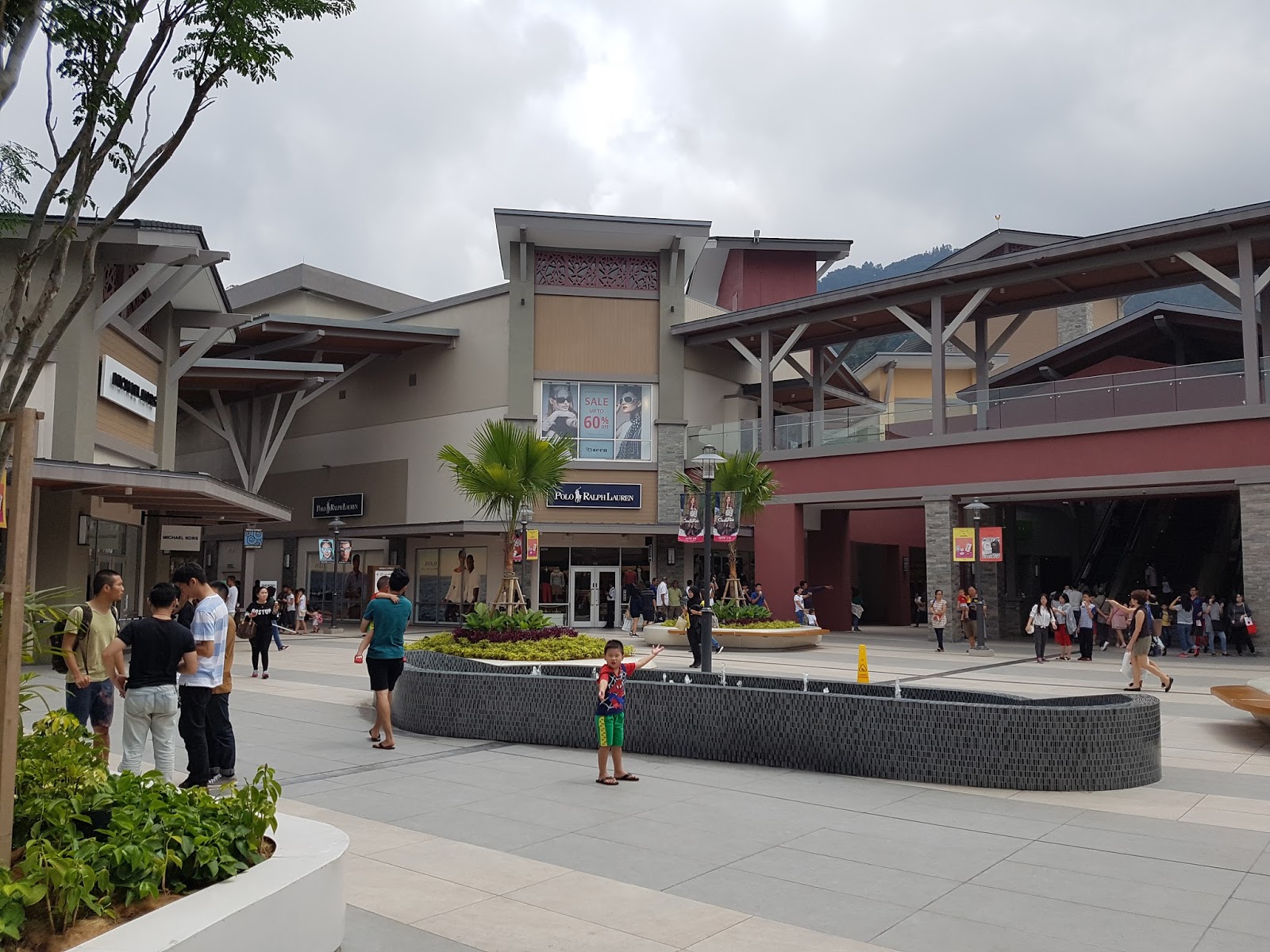 jalanjalan: Genting Highlands Premium Outlets, Pahang