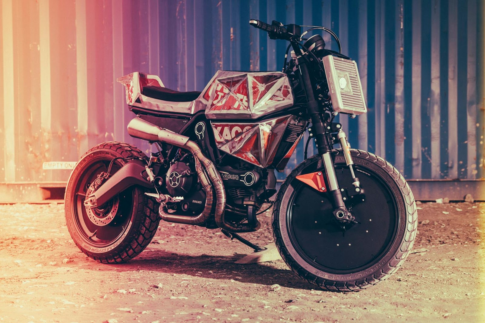 Flamingo Scambler - RocketGarage - Cafe Racer Magazine