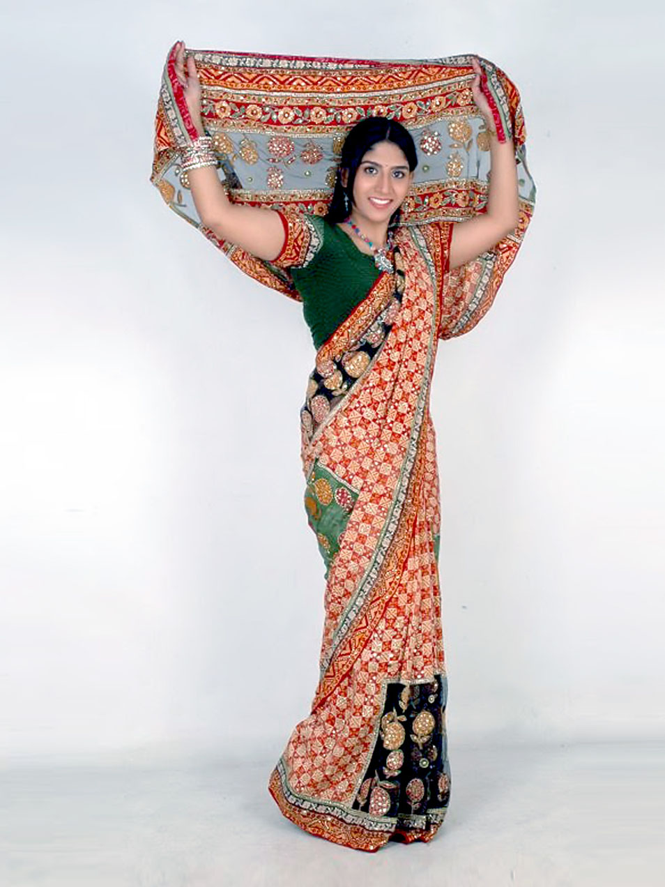 Actress Ayesha Stills Gallery | Movieartists