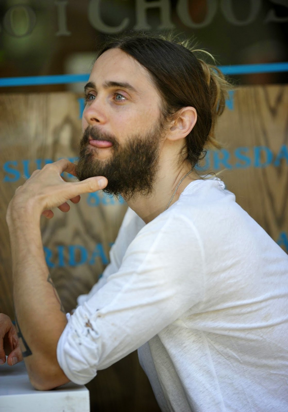 OFFICIAL ECHELON URUGUAY - THIRTY SECONDS TO MARS -: JARED LETO OUT FOR ...