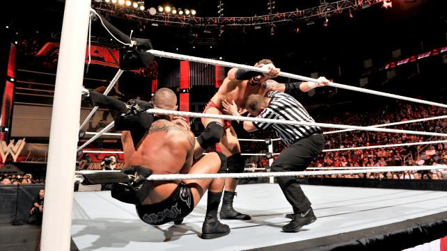 WWE In live!!!!: WADE BARRETT vs RANDY ORTON