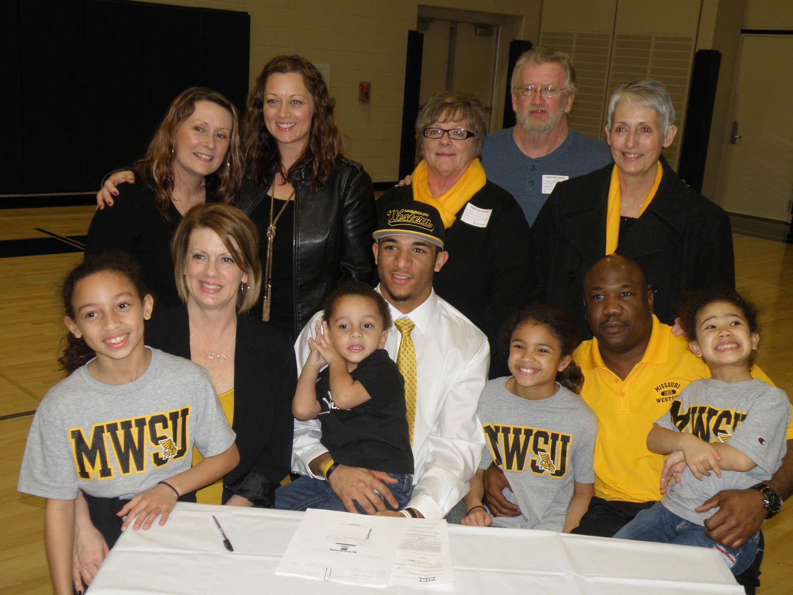 Kansas City Kansan: COMMENTARY: Departing sports writer gets two more ...