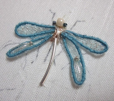 Ravings of a Mad Crafter: Stumpwork Dragonfly wings 2