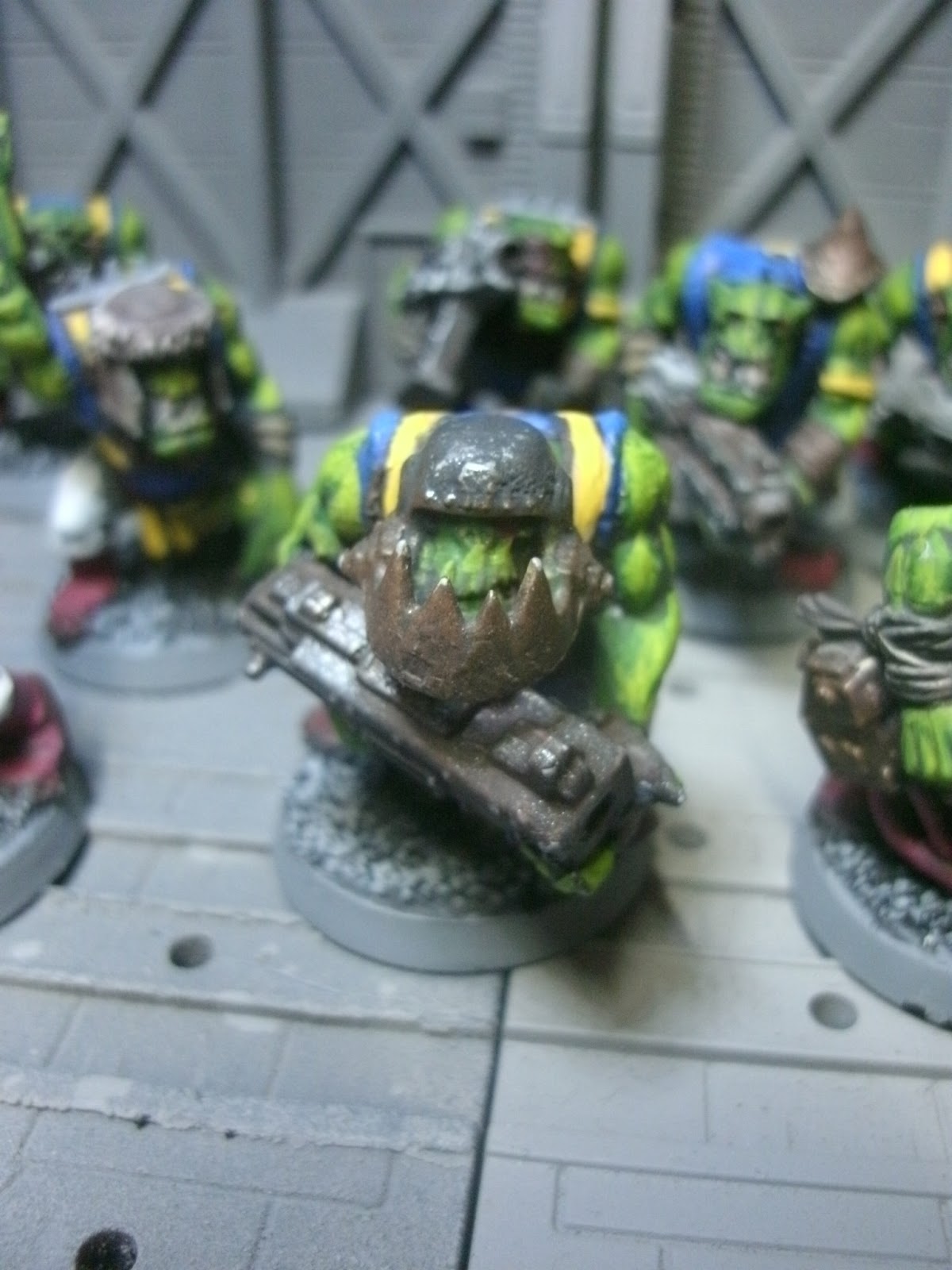 Rai's Garage: WARHAMMER 40,000: (ORK) BOYZ BOYZ BOYZ