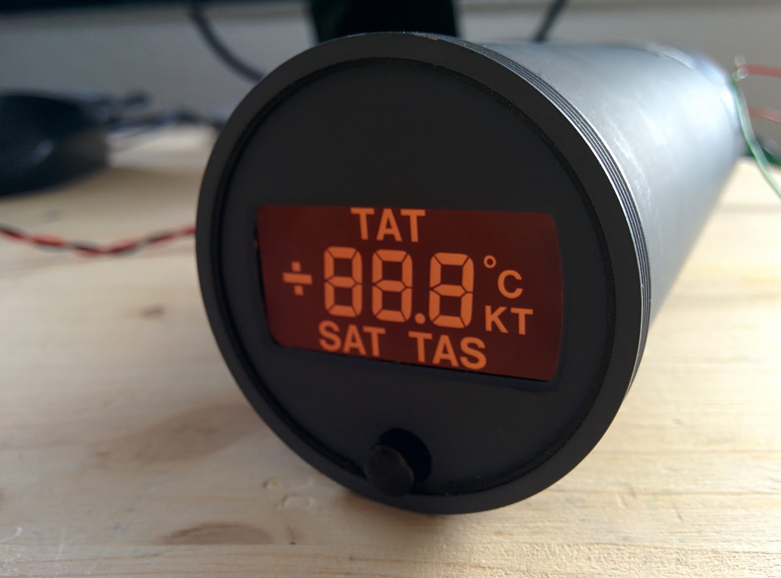 Boeing 737-300 Flight Deck Sim : TAT / SAT / TAS Indicators