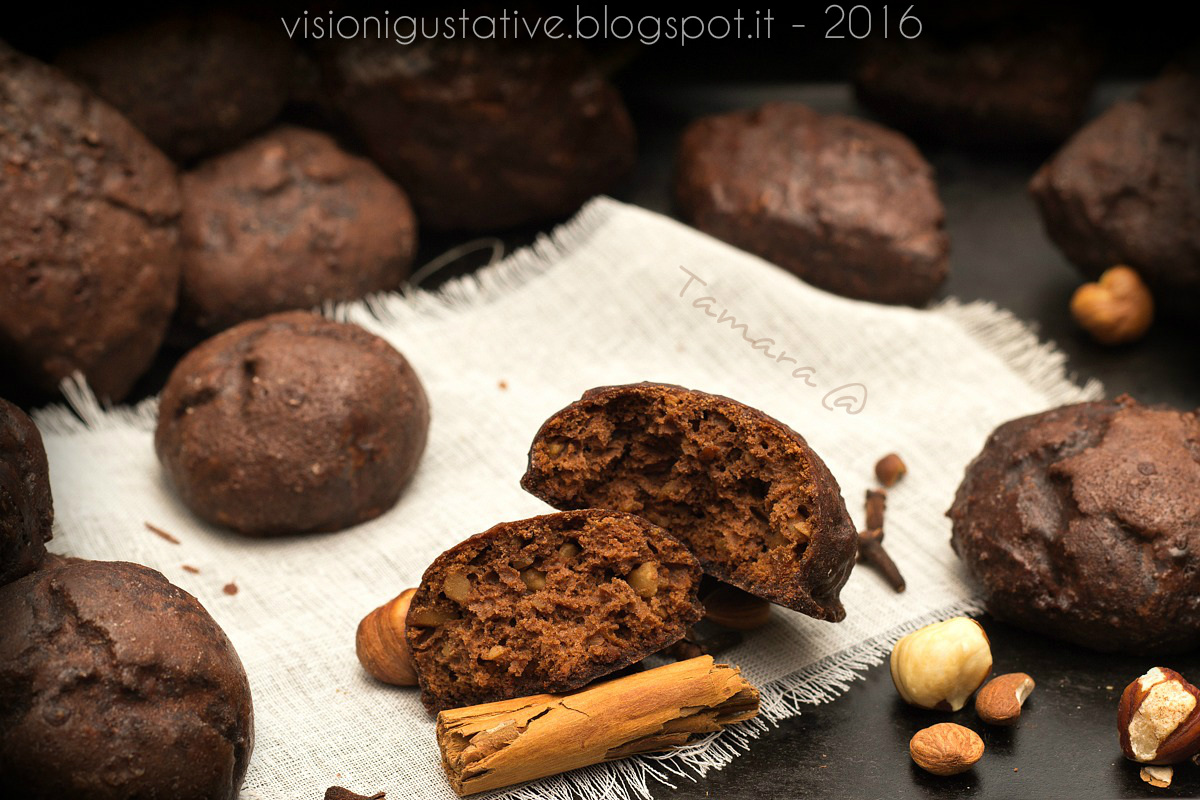 Visioni gustative: Mustazzoli con mandorle, nocciole, miele, mosto di ...