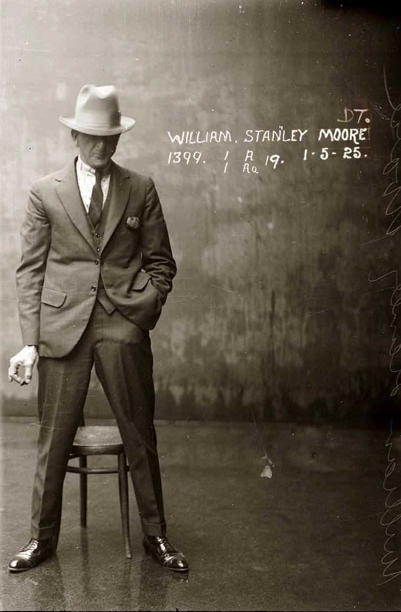 Abuelos malos 01: William Stanley Moore