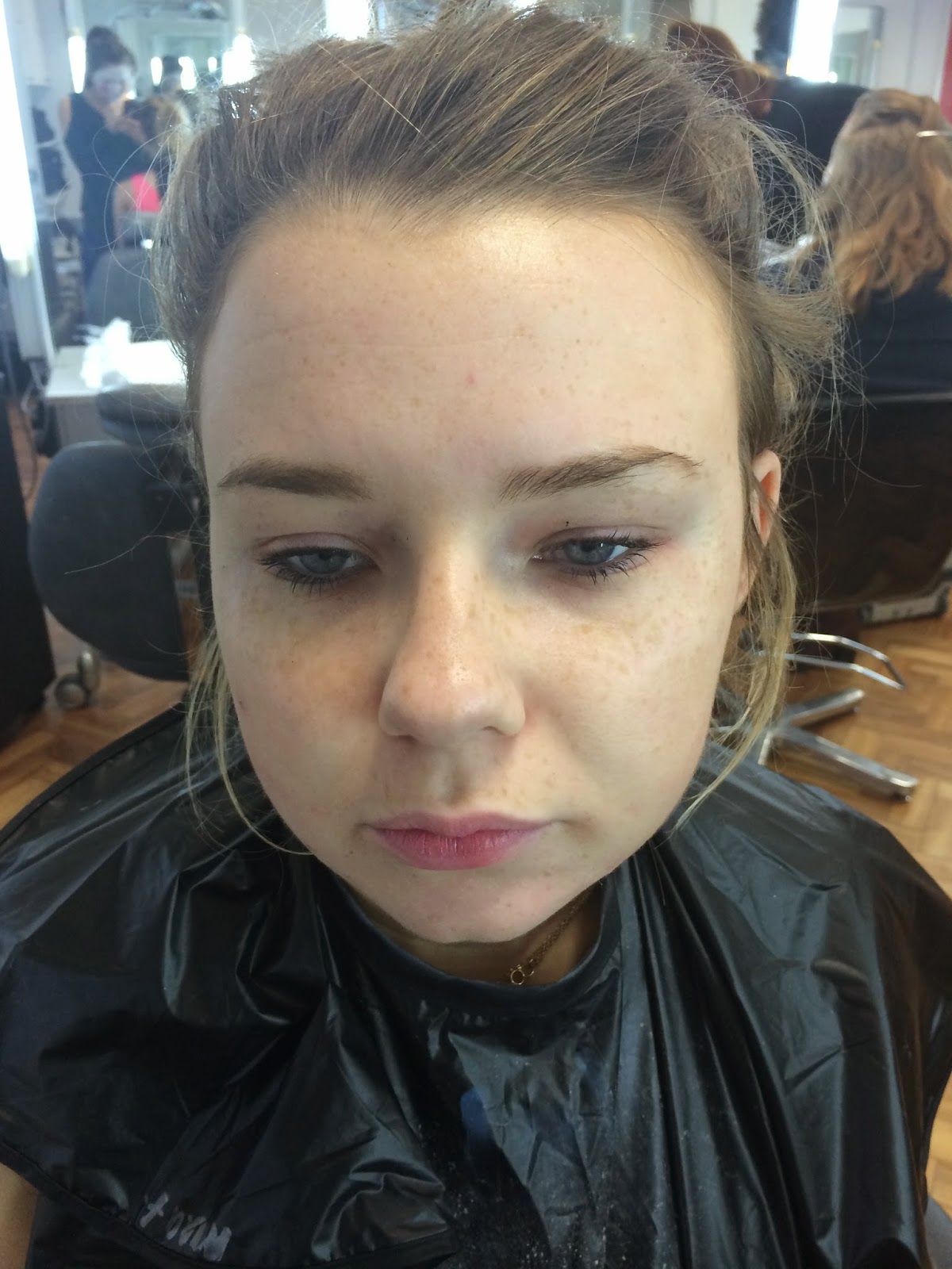 The Magic of Makeup: How to: Blocking Out Eyebrows