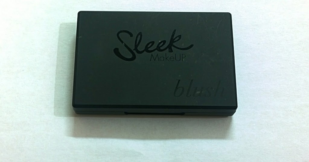Sleek Makeup Powder Blush in Flamingo - Review & Swatches