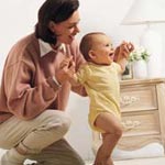 Mujer y Familia: Estimular al bebé para que empiece a pararse