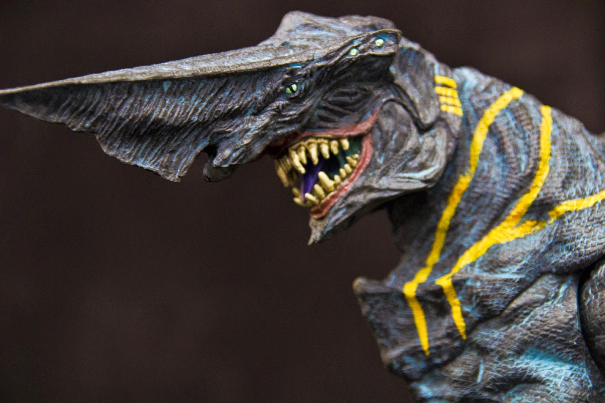 The Kaiju Planet: Original Figure Review - NECA Pacific Rim Deluxe ...