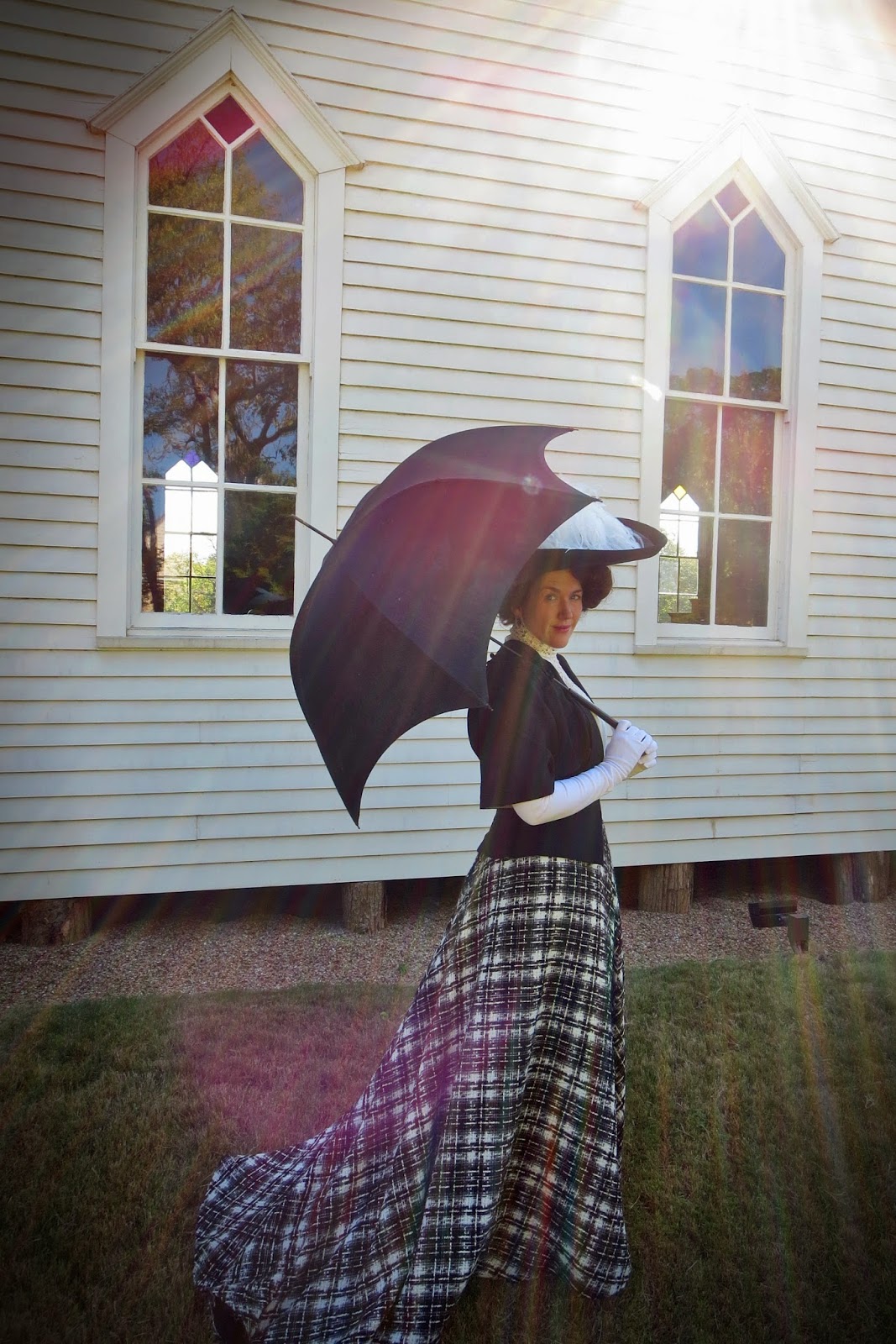 Festive Attyre: Edwardian half-mourning dress pics