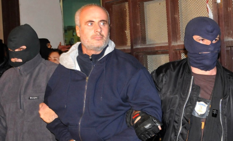 La Mafia é anche nella tua citta * Die Mafia ist auch in deiner Stadt ...