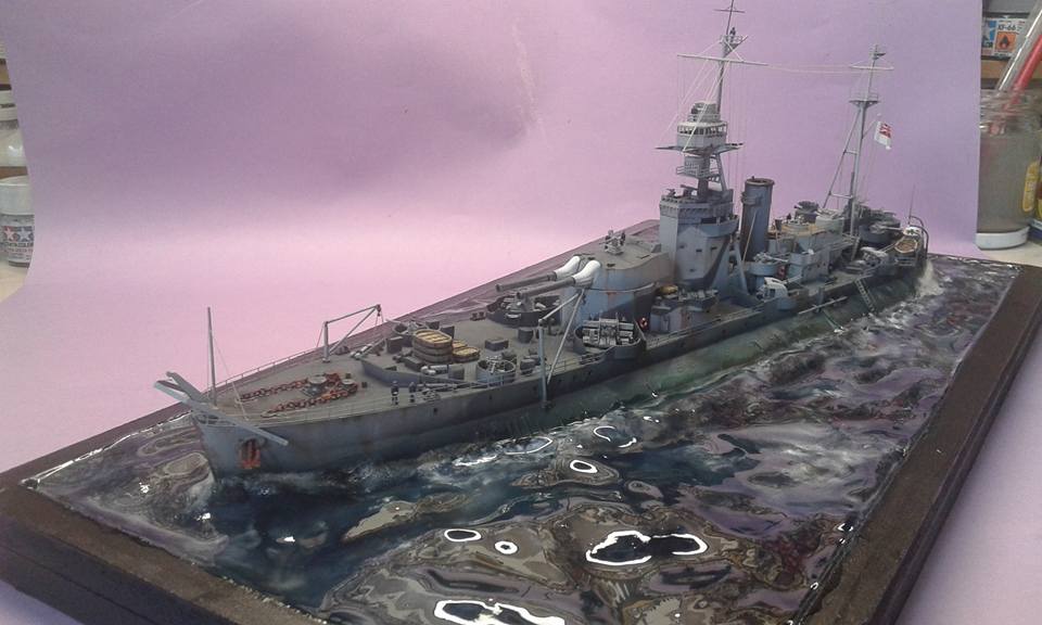 Modelismo Naval : HMS ROBERTS 1:350 TRUMPETER