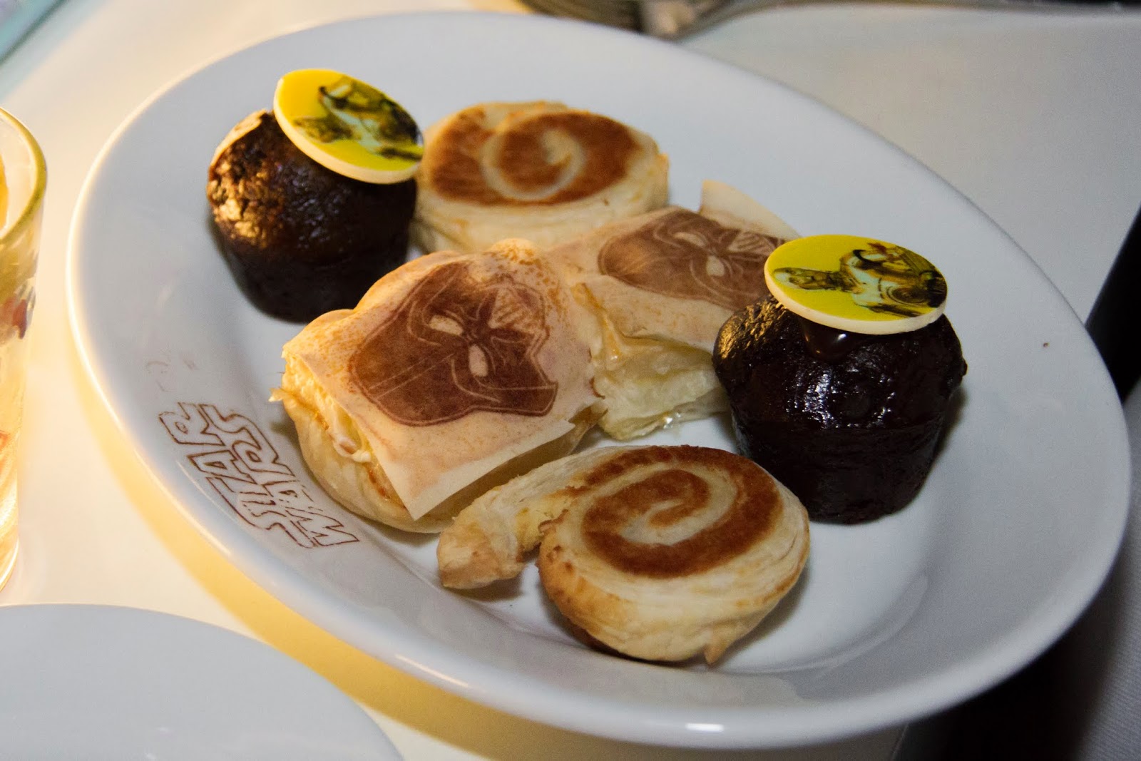 PracticalWDW: Star Wars Dine-In Galactic Breakfast! at Sci-Fi Dine-In ...