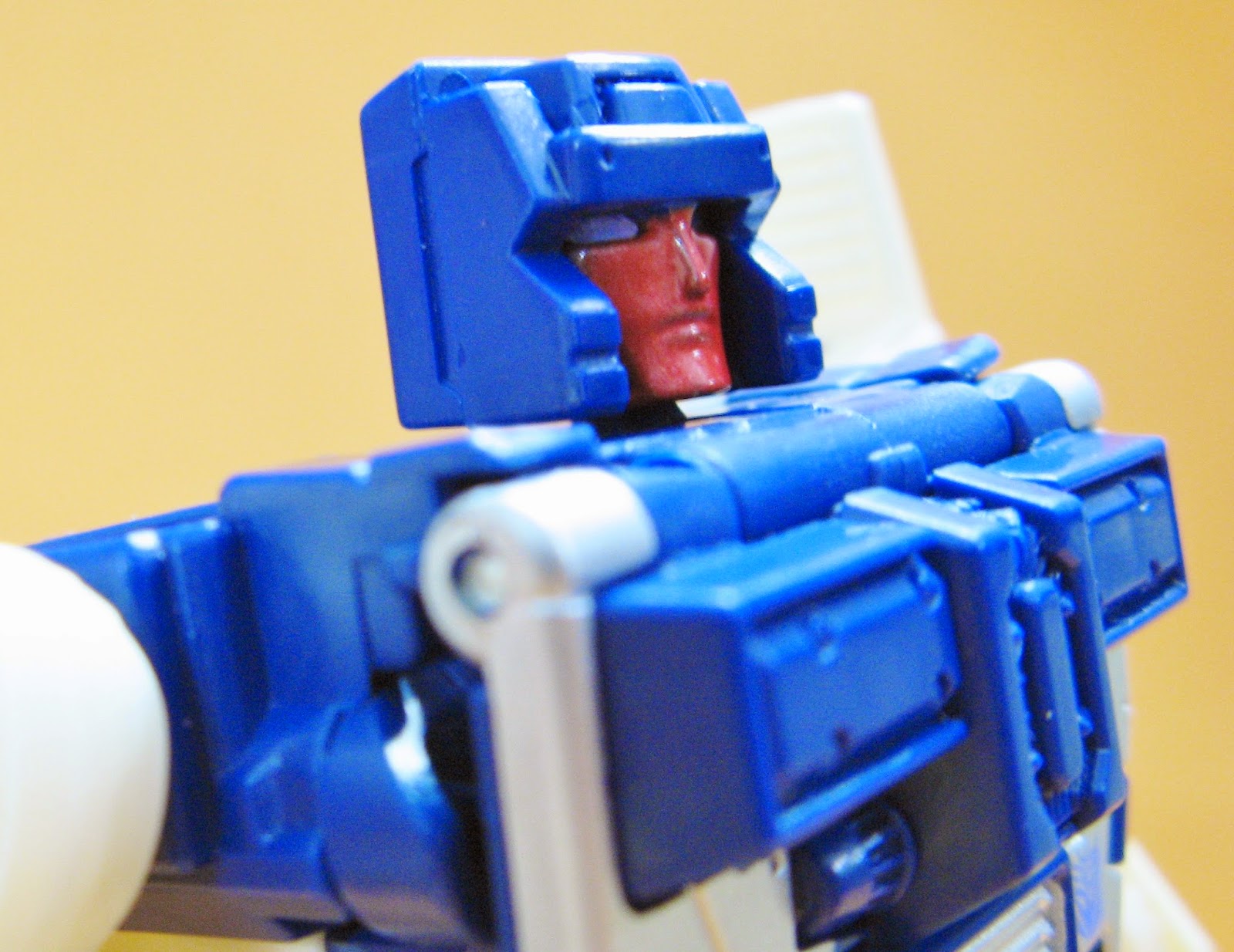 Transformers Generations Combiner Wars Deluxe class BREAKDOWN IDW 變形金剛 ...