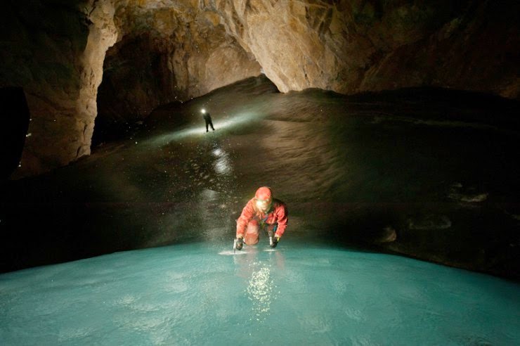 Top 10 Ice Caves in the World - Snow Addiction - News about Mountains ...