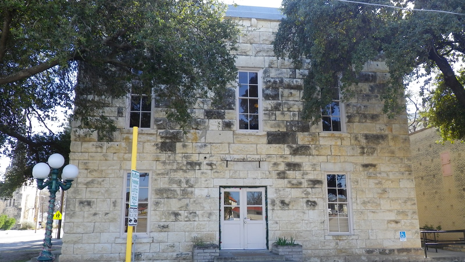 Texas Courthouse Tour: south texas border trip: Pearsall, Cotulla ...