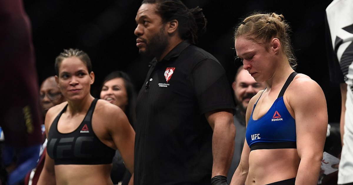 Body Language & Emotional Intelligence: Nonverbal Communication ...