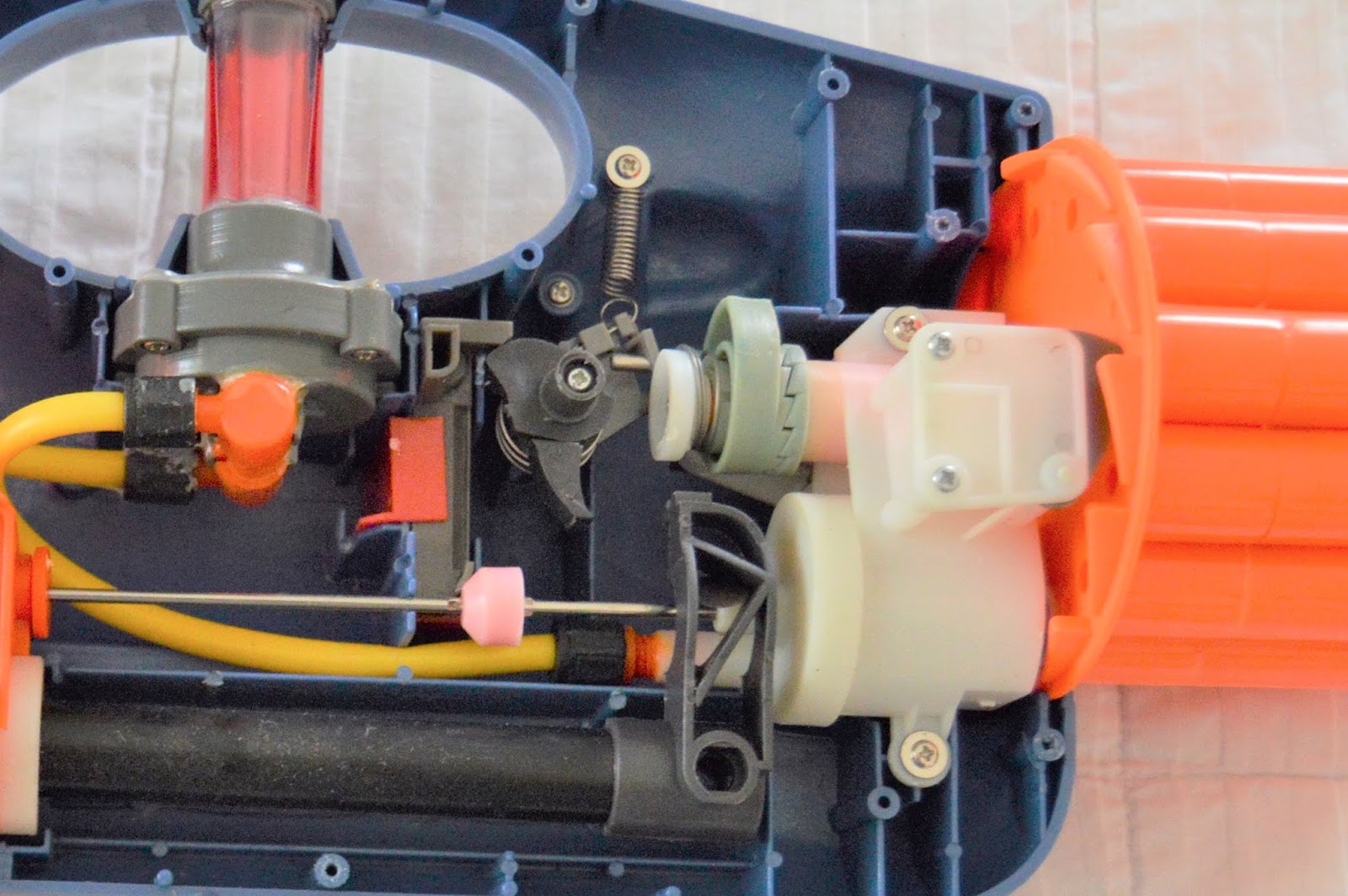 StudioYale: Nerf Air Tech 4000 Review (6/10)