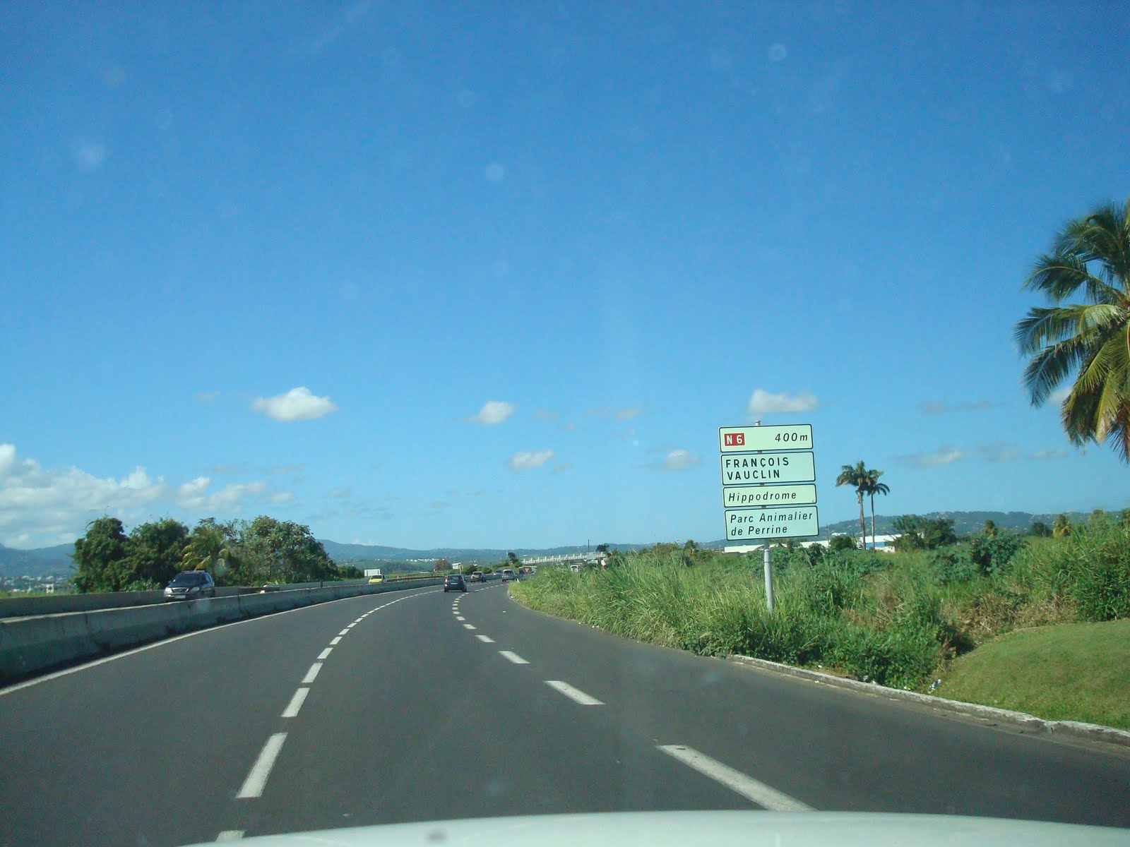 Martinique en image et en vidéo: Route à grande circulation