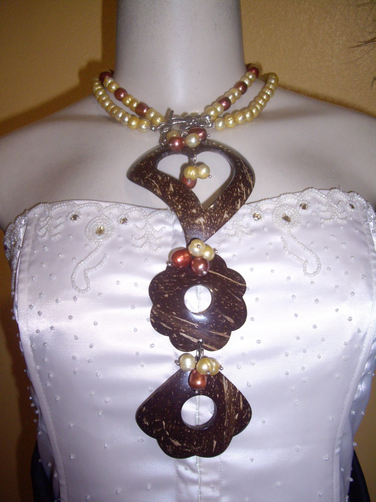 Joya´s By Ana Sánchez: COLLAR, PULSERA , ELABORADO EN PERLA, COCO ...