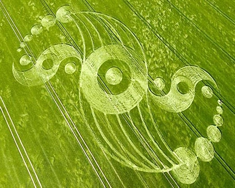 MYSTERIES AND SECRETS: CROP CIRCLES