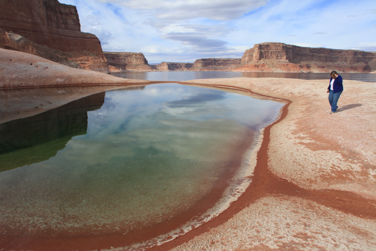 Earthly Musings - My Travel and Geology Blog: Lake Powell Houseboating ...